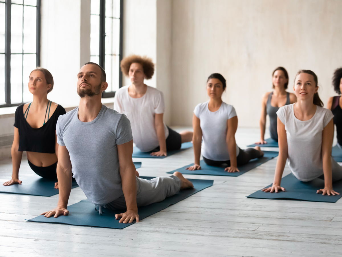 Yoga aérien et yoga au sol | Sandrine Jaussi